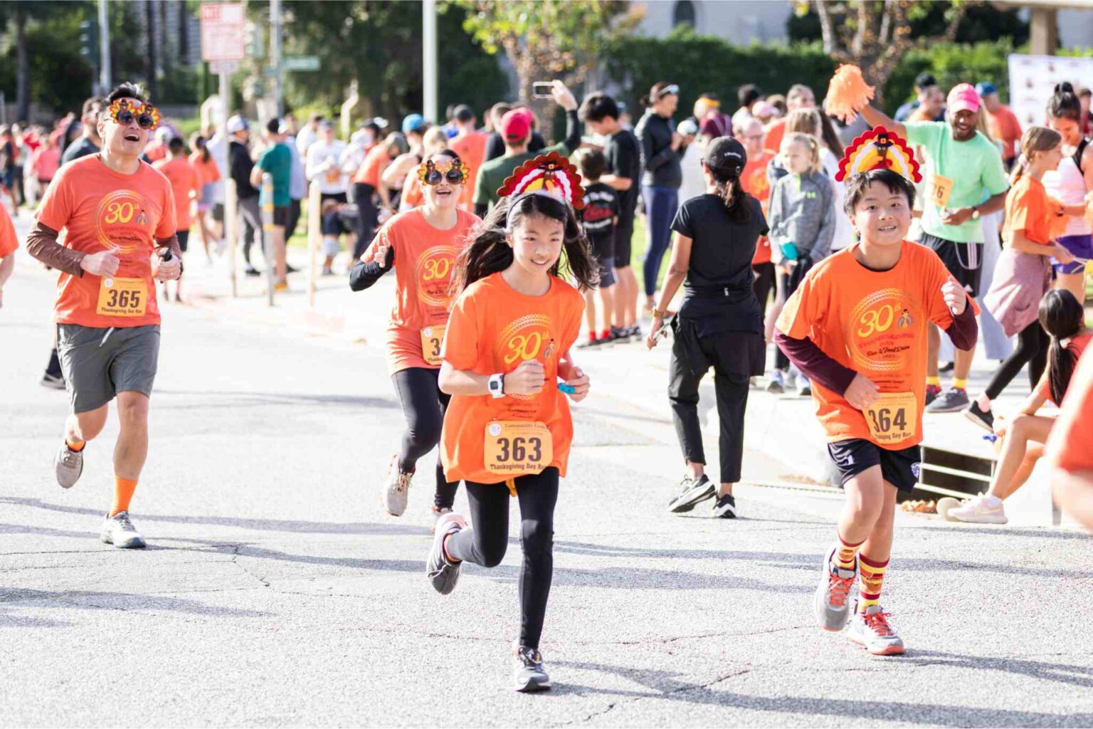 THANKSGIVING RUN & FOOD DRIVE - CCLCF